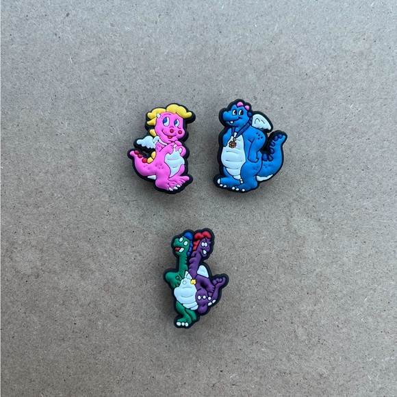 CROCS | Jewelry | Dragon Tales Croc Charm Set | Poshmark